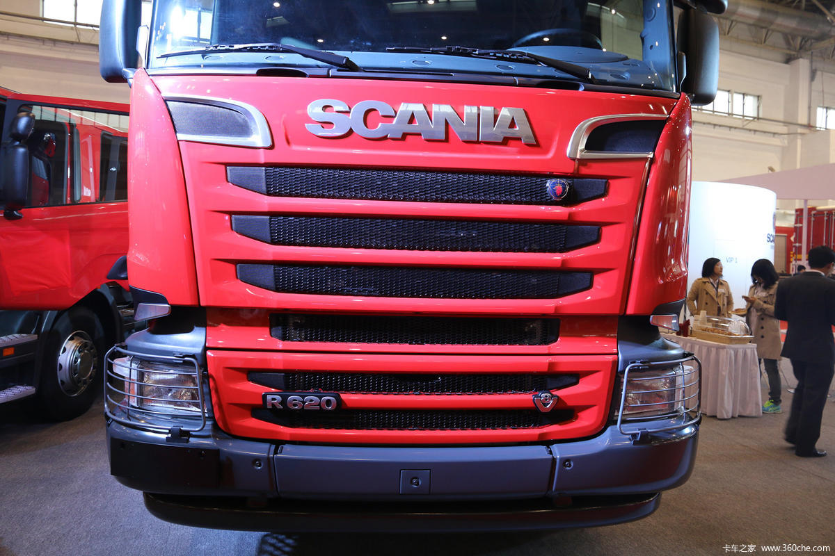 【图】2015消防展斯堪尼亚R620 V8_卡车之家