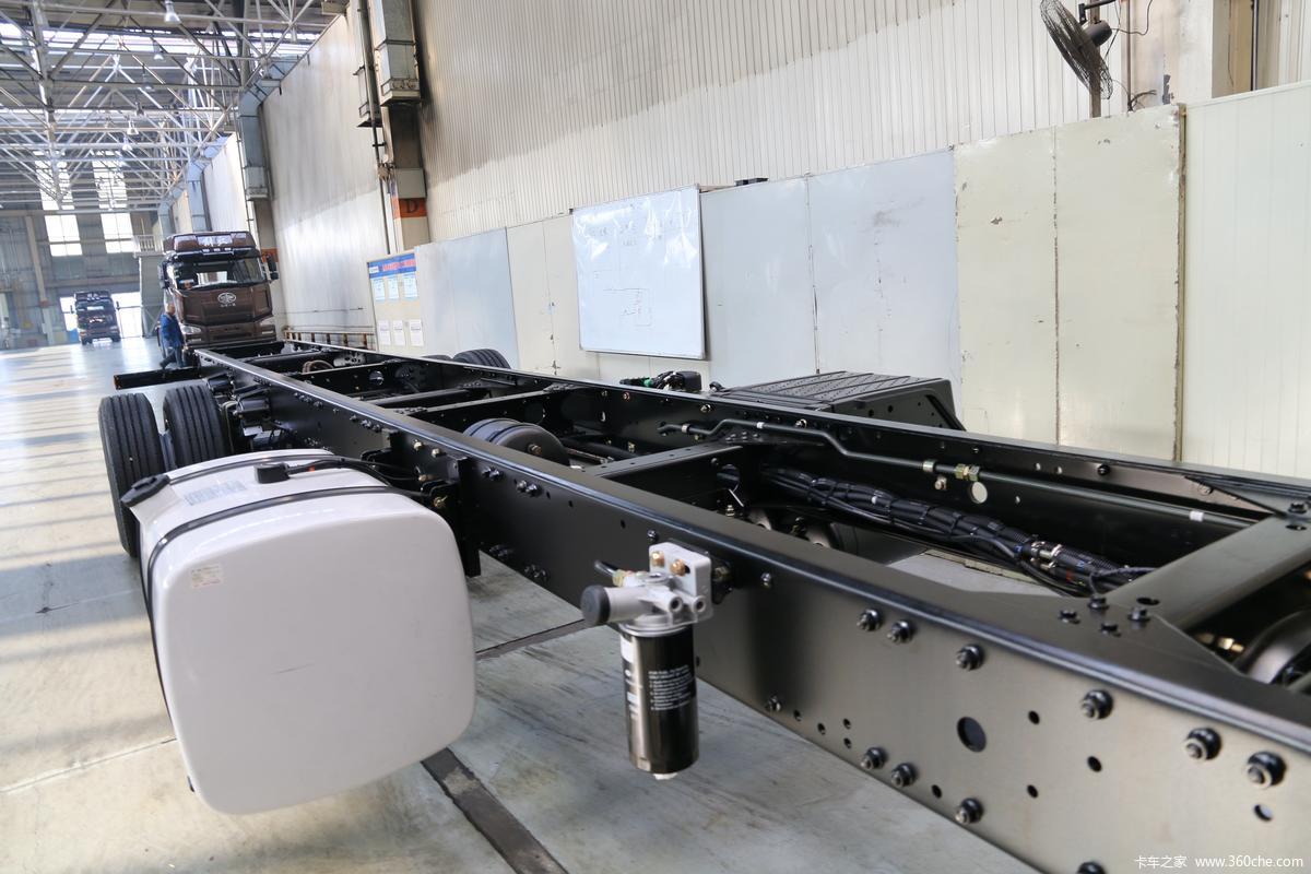 【图】一汽解放J6M 4X2 9.6米载货车_卡车之家