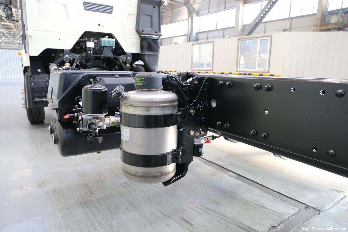 【图】一汽解放J6M 4X2 9.6米载货车_卡车之家