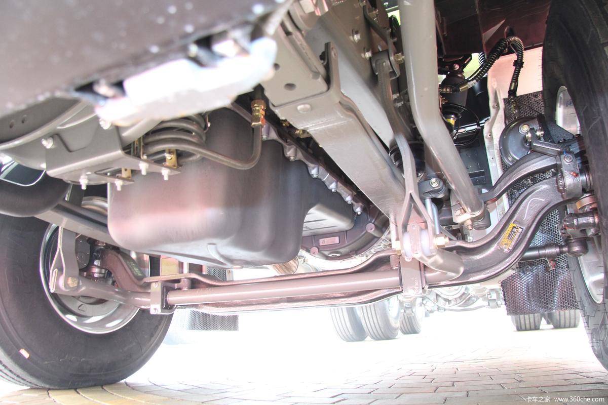 【图】汕德卡 C7H 430马力 6X4LNG牵引车_卡车之家