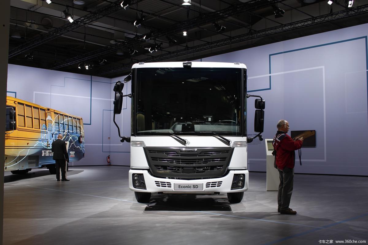 【图】奔驰 Econic SD 300马力 4X2载货车底盘_卡车之家