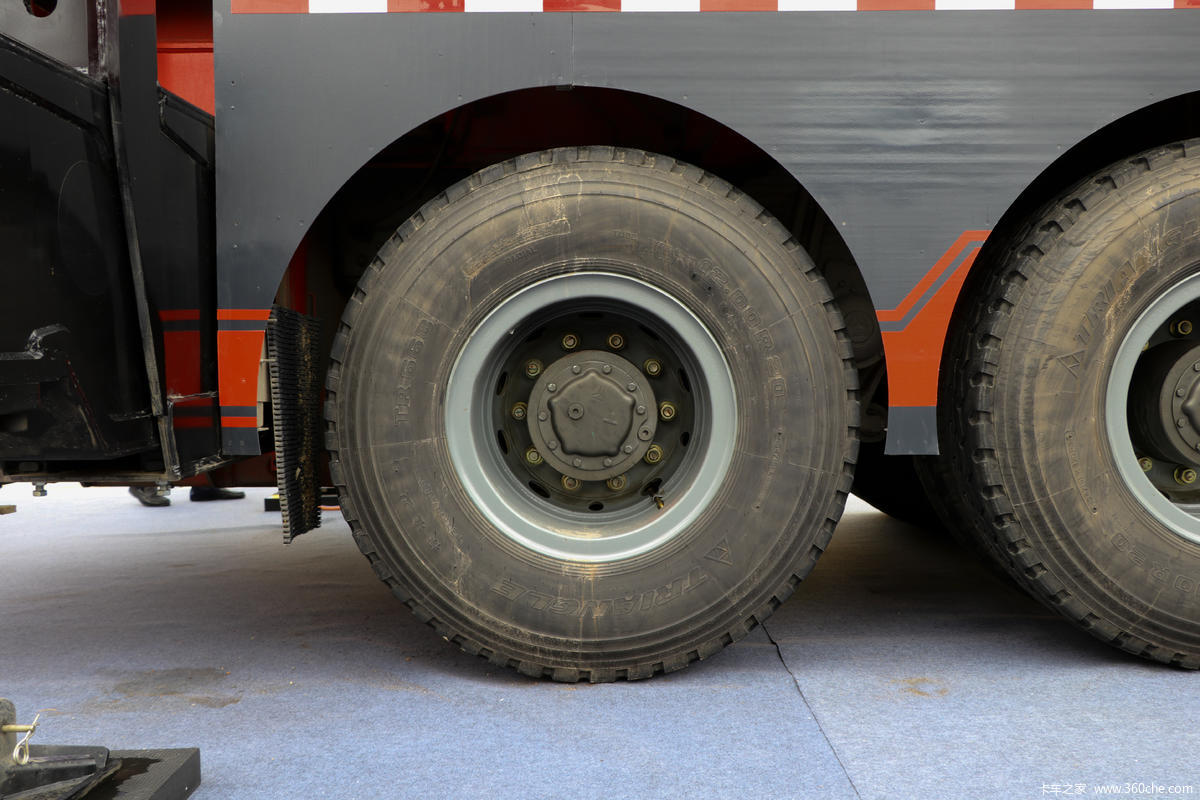 【图】中国重汽 HOWO TX重卡 440马力 10X4 折臂随车吊_卡车之家