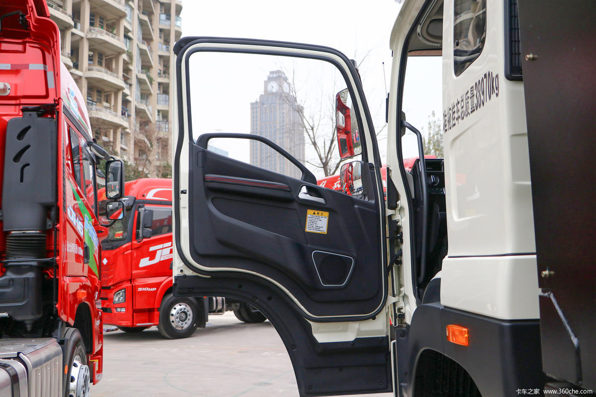 【图】解放 JK6 6X4 充换一体牵引车282kWh_卡车之家