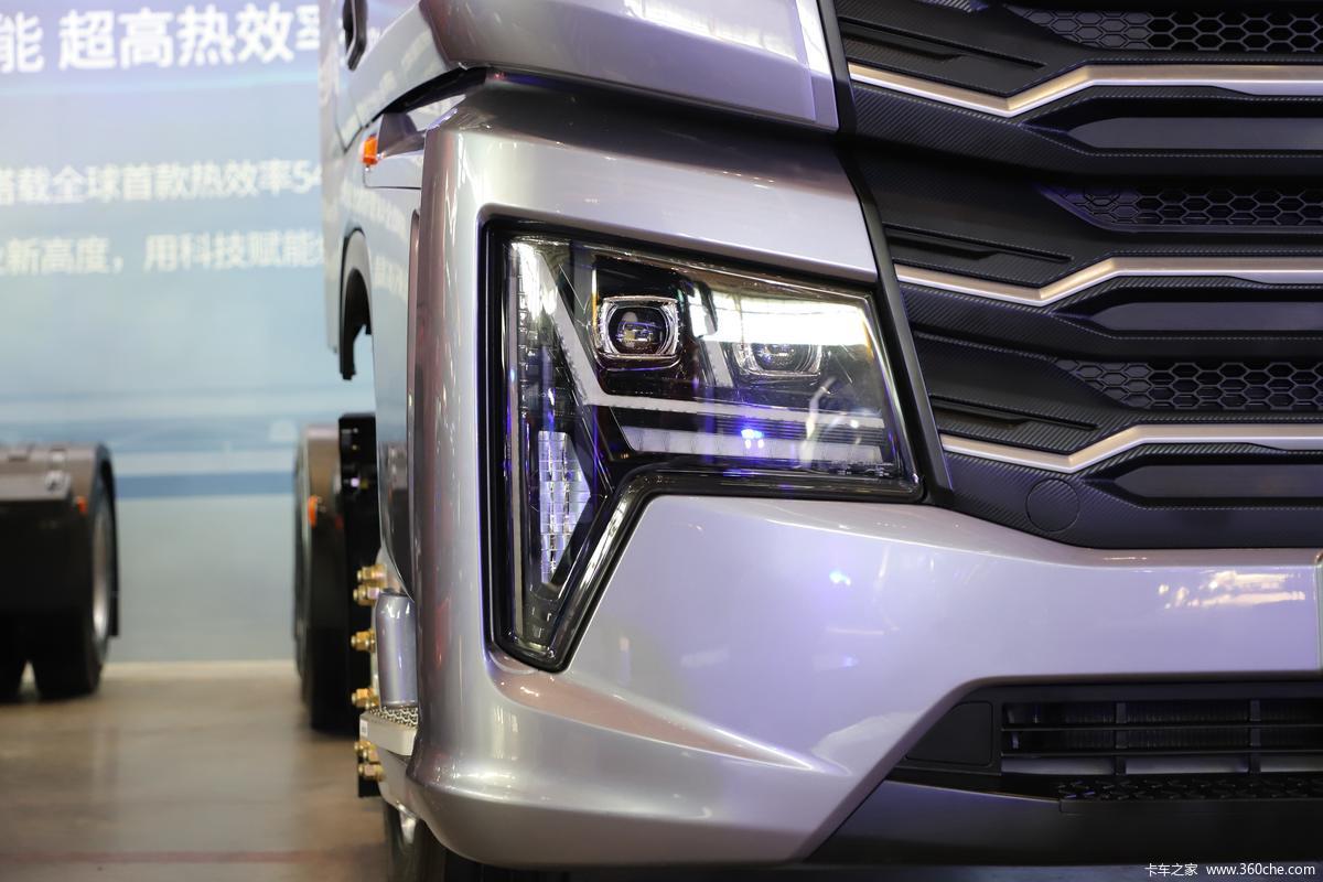 【图】中国重汽 HOWO TS7重卡 700力 6X4 LNG自动档牵引车_卡车之家